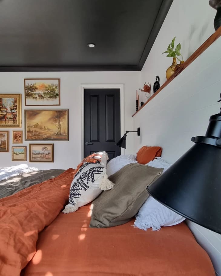 Australia House With Green Library - Home Tour and Photos | Apartment ...