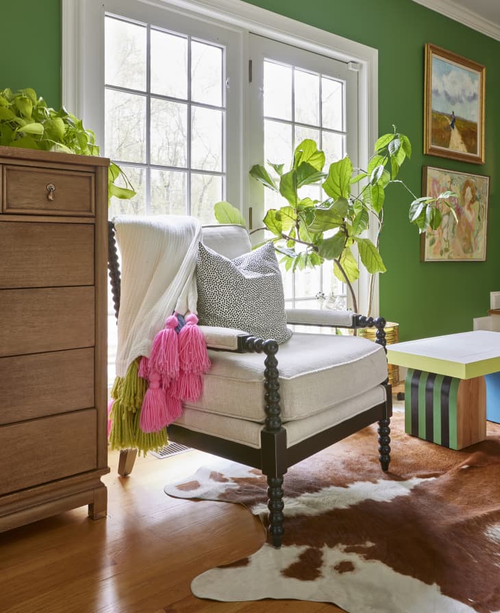 Colorful Home With Clever DIYs - House Tour and Photos | Apartment Therapy