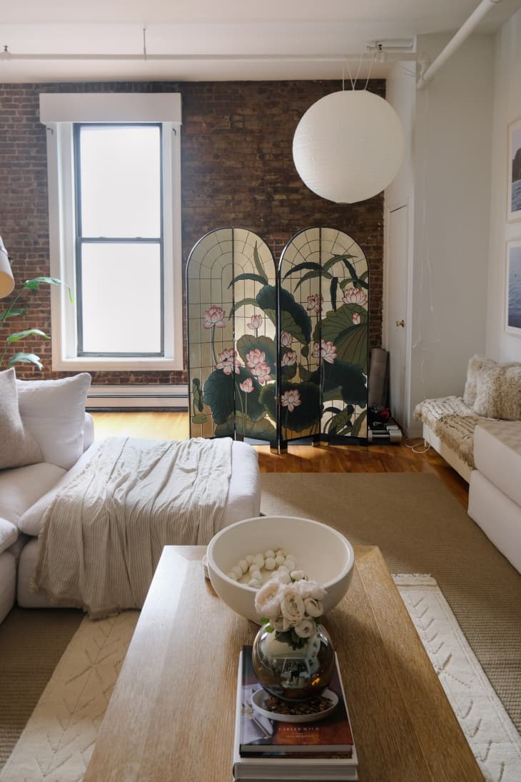 Small NYC Rental Apartment With Open Plan Layout | Apartment Therapy