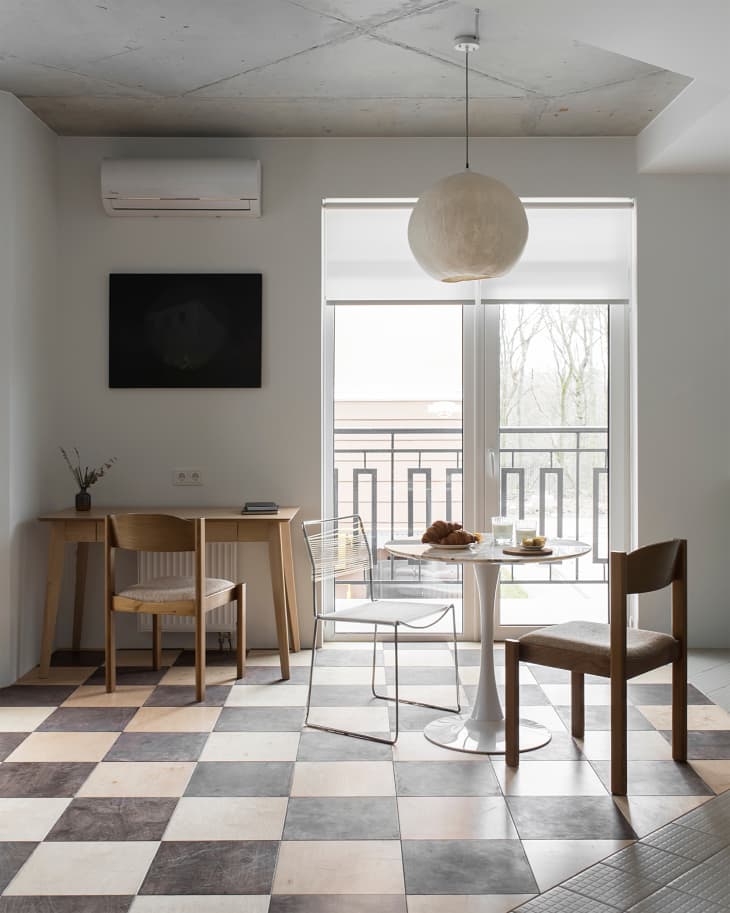 450-Square-Foot Kyiv Apartment - Home Tour and Photos | Apartment Therapy