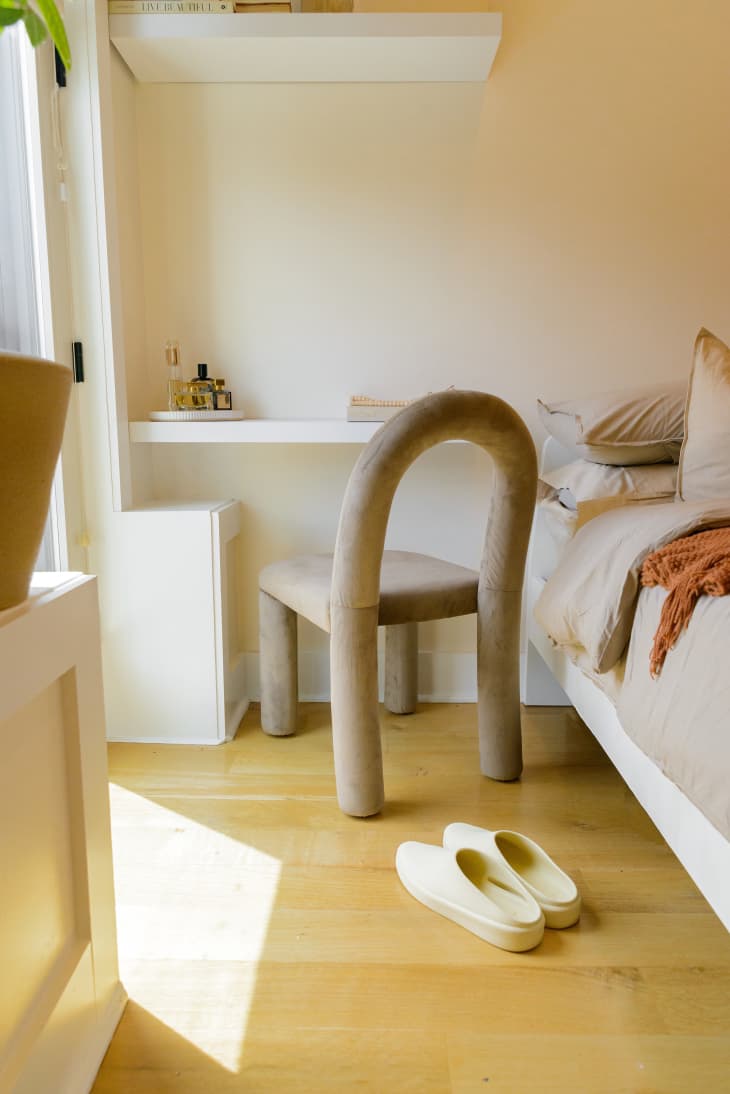 Tour an Organic Minimal Brooklyn Condo Inspired by West Africa ...