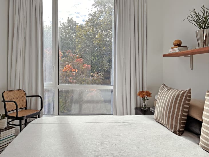 Tour a Brooklyn Rental Inspired by Barragan and Baughman | Apartment ...