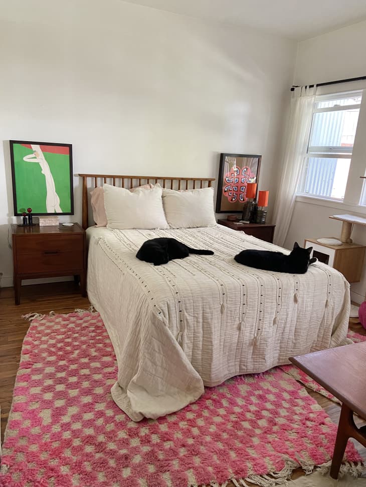 See Inside a Small L.A. Rental Bungalow That’s All One Room | Apartment ...