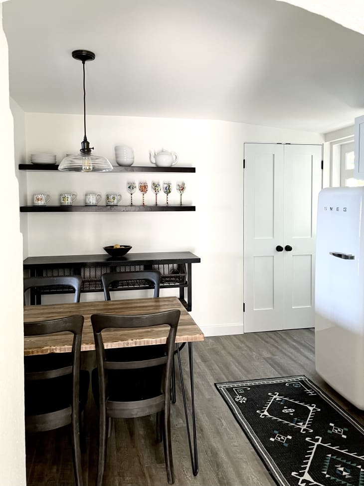 Tour an 'Industrial Farmhouse by the Sea' Cottage in Bermuda ...