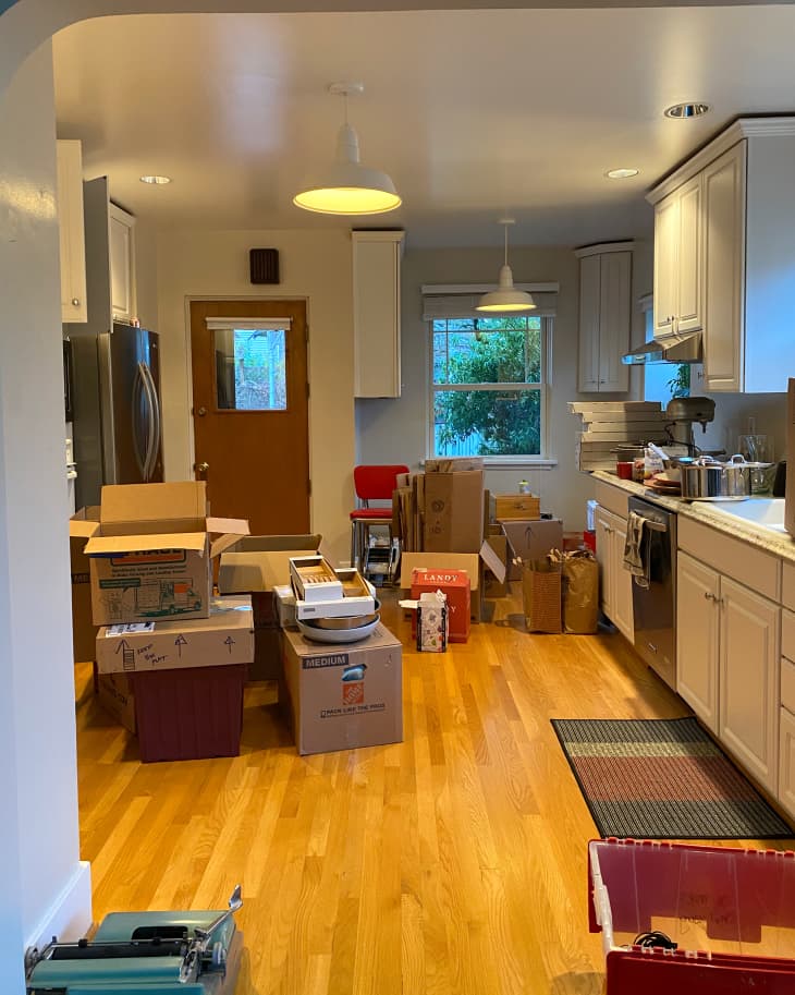 A Renovation Majorly Improves This 1990s Kitchen's Flow (It's So Much ...