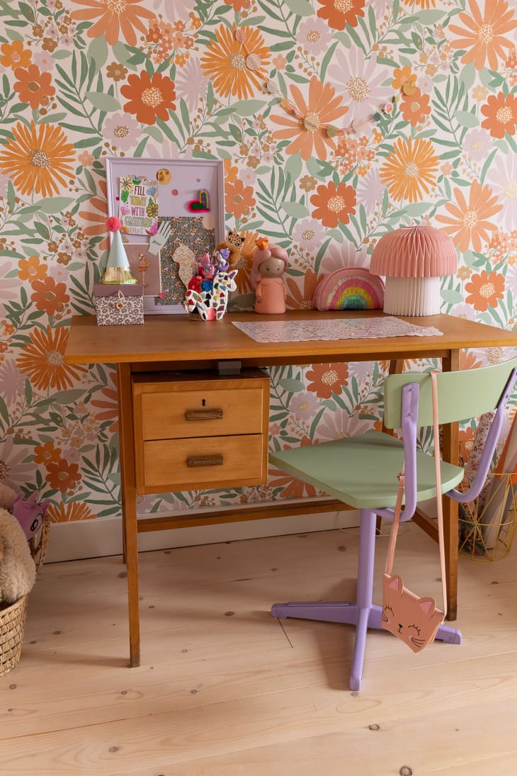 Tour a Colorful Home Packed with Floral Wallpaper Patterns | Apartment ...