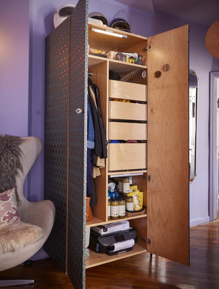 See Every Smart Storage Idea in this Small NYC Apartment | Apartment ...