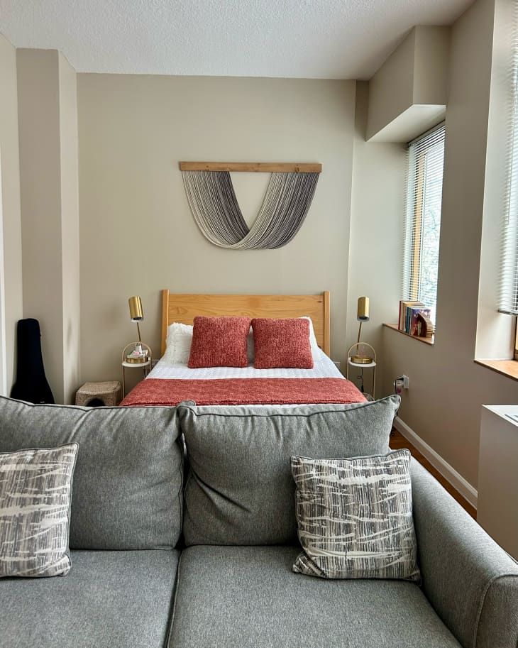 Tour a 480-Square-Foot Upper West Side Studio Apartment | Apartment Therapy