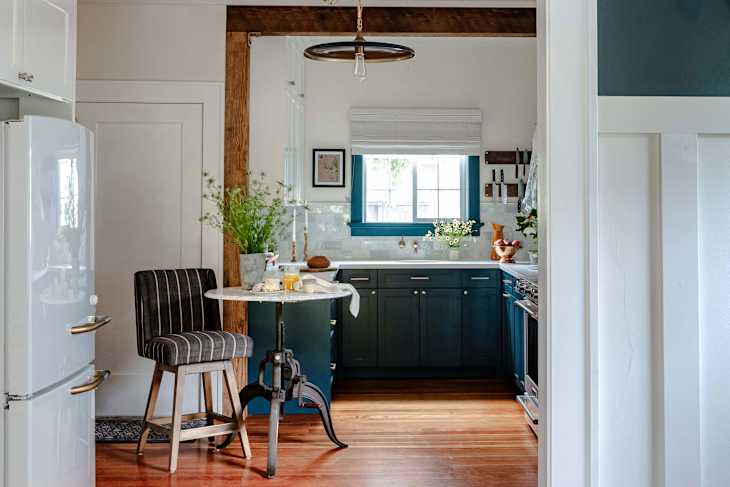 18 Real Craftsman Homes to Add to Your Cozy Mood Board | Apartment Therapy