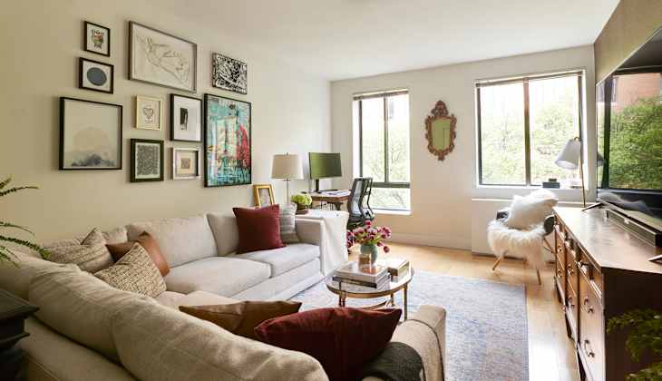 See Inside a Small Hell’s Kitchen Rental Apartment | Apartment Therapy