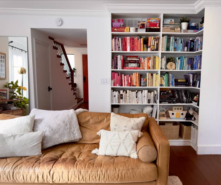 Tour a Cozy California Townhome With Blue Kitchen Cabinets | Apartment ...