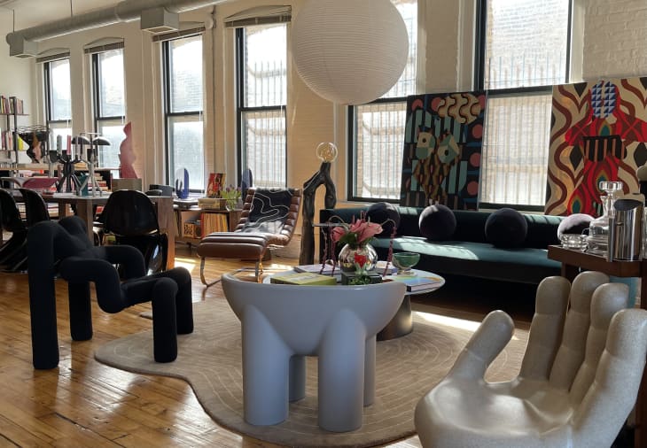 Tour This Chicago Loft That’s Bursting With Gorgeous Artwork ...