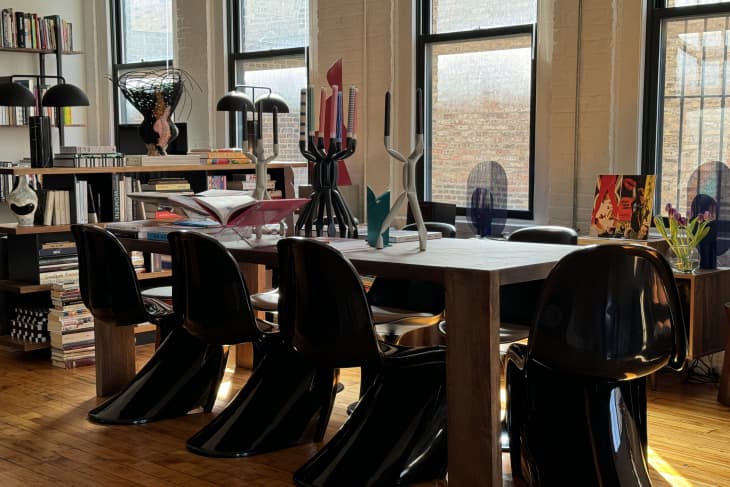 Tour This Chicago Loft That’s Bursting With Gorgeous Artwork ...