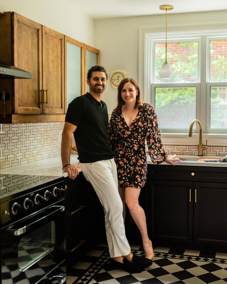 Dated ‘90s Cabinets Get a Black and Gold Makeover | Apartment Therapy