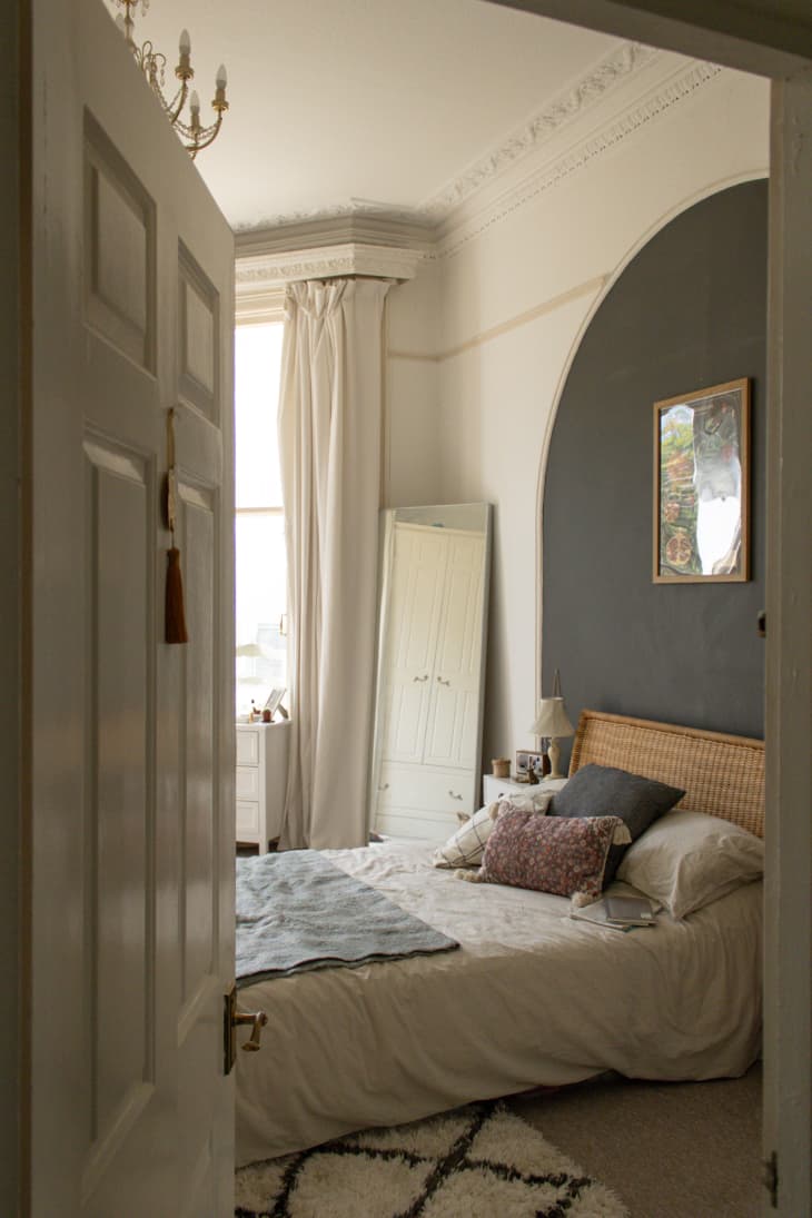 This 1800s Home in Hove, U.K. Is Just Steps From the Beach | Apartment ...