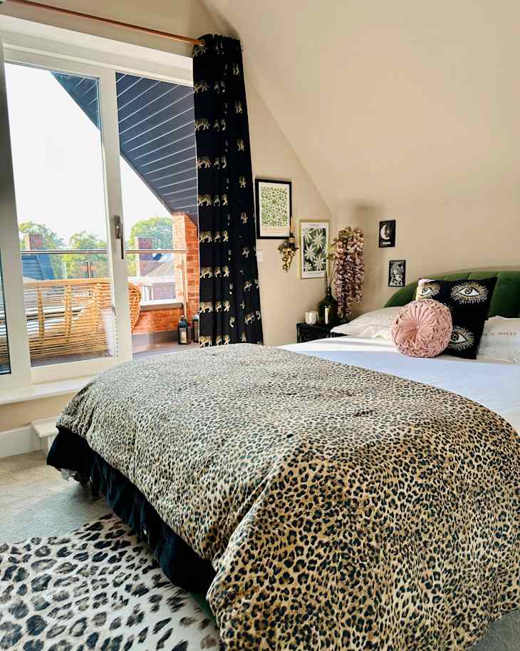 See How Leopard Print Is Gorgeously Featured in This Home | Apartment ...