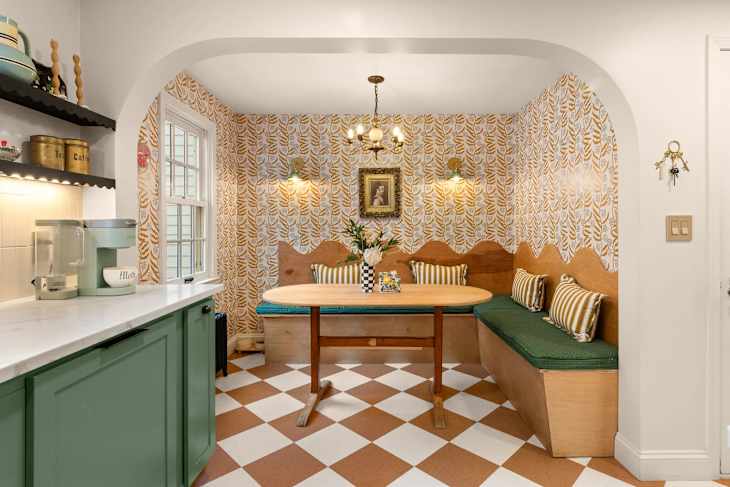 A Renovation Completely Revives This “Dull, Dated” Kitchen | Apartment ...