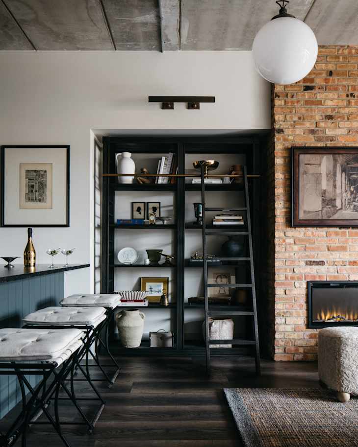 See Inside a Bland 2000s Condo Paris-Inspired Transformation ...