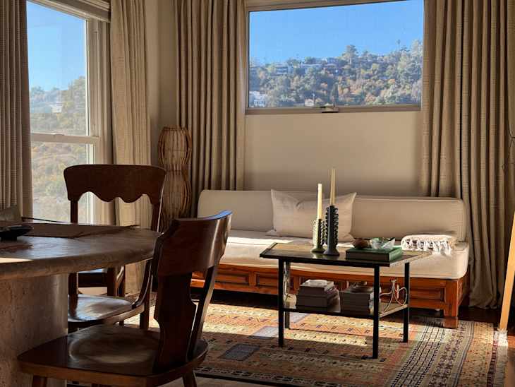 Tour a 450-Square-Foot LA Studio With a Brilliant Layout | Apartment ...