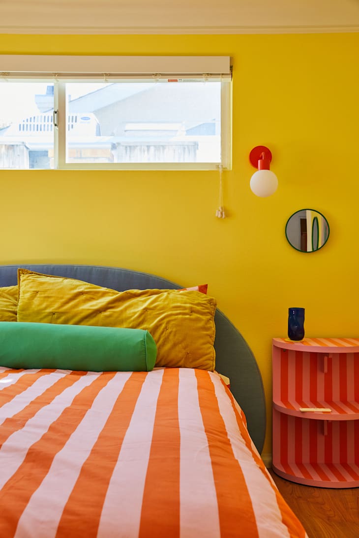 Why Stripe Drenching Is One of 2026’s Hottest Design Trends | Apartment ...