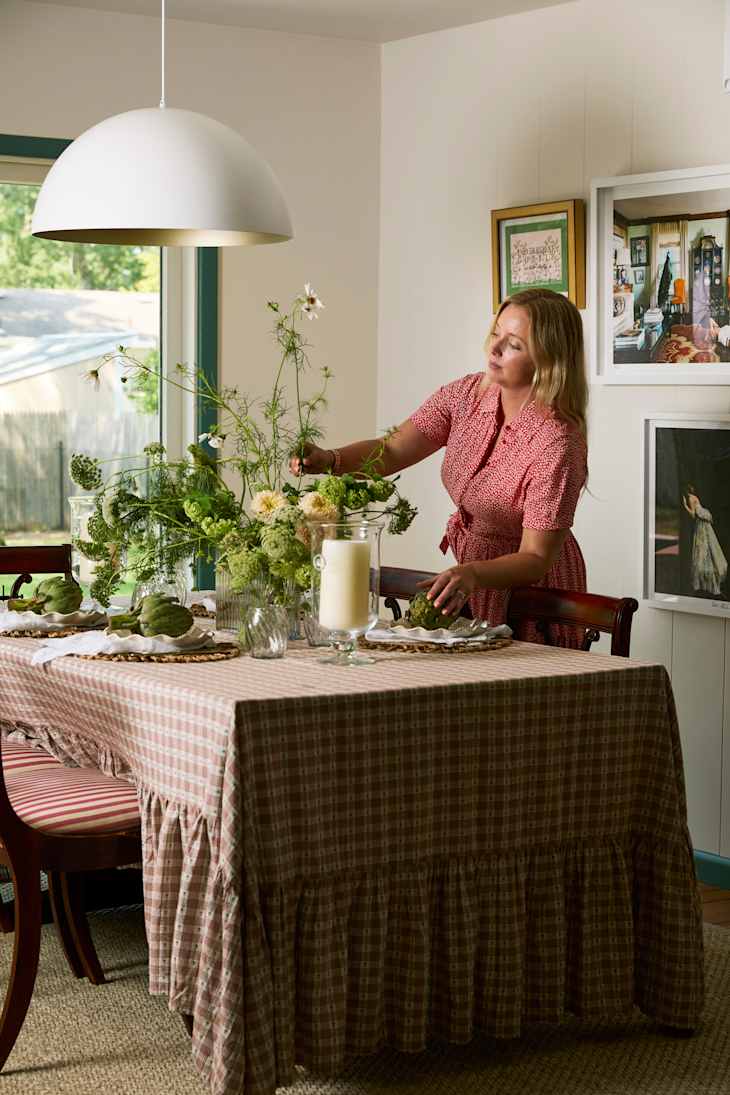See Inside a Renovated Vintage 1960s Modern Coastal Cottage | Apartment ...