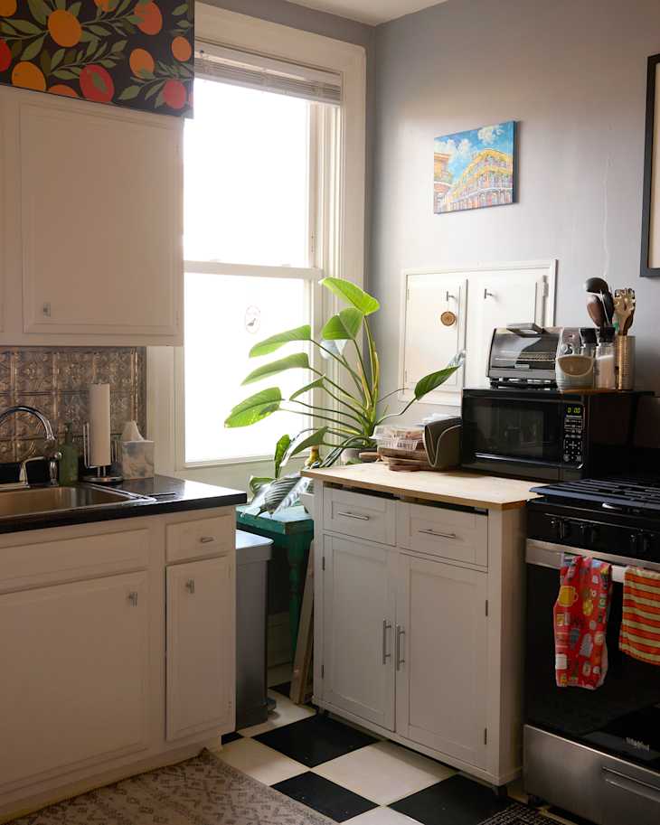 Every Surface Was Transformed in This 2000s Kitchen for Just $800 | The ...