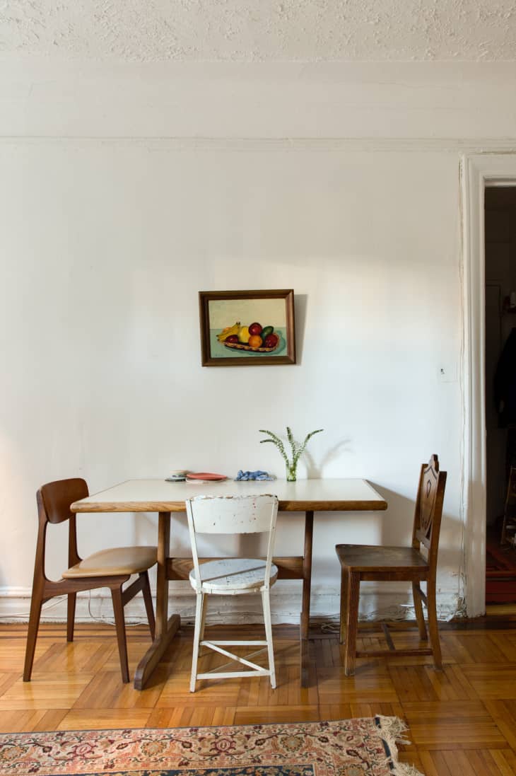 This Outdated Design Element in Your Dining Rooms Is Slowly ...