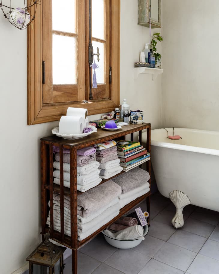 Small Bathroom Ideas: 60 Tips for Genius Design | Apartment Therapy
