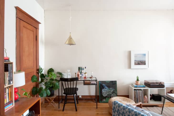 House Tour: A Comic Artist's First Montreal Apartment | Apartment Therapy