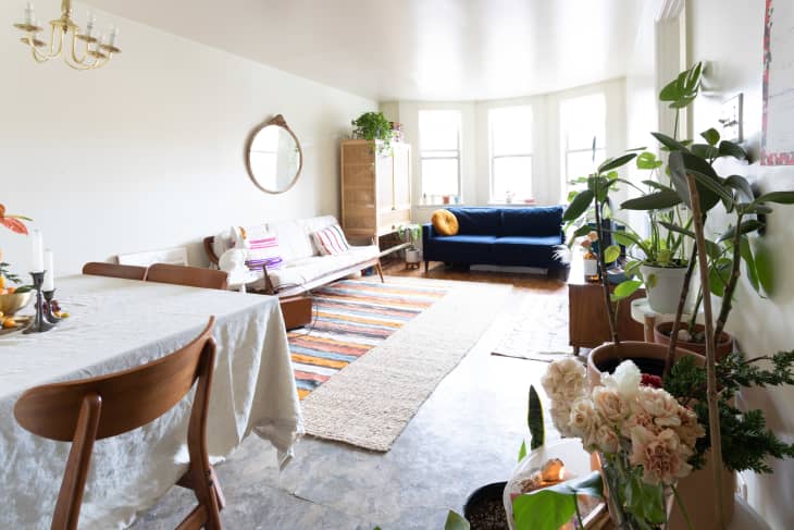 A Cozy 500-Square-Foot Brooklyn Home Is Inspired by Travel | Apartment ...