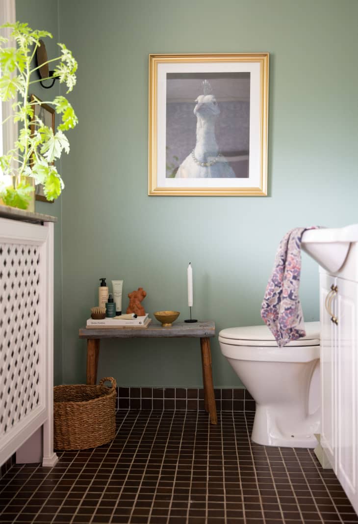 25 Inspiring Green Bathroom Ideas | Apartment Therapy