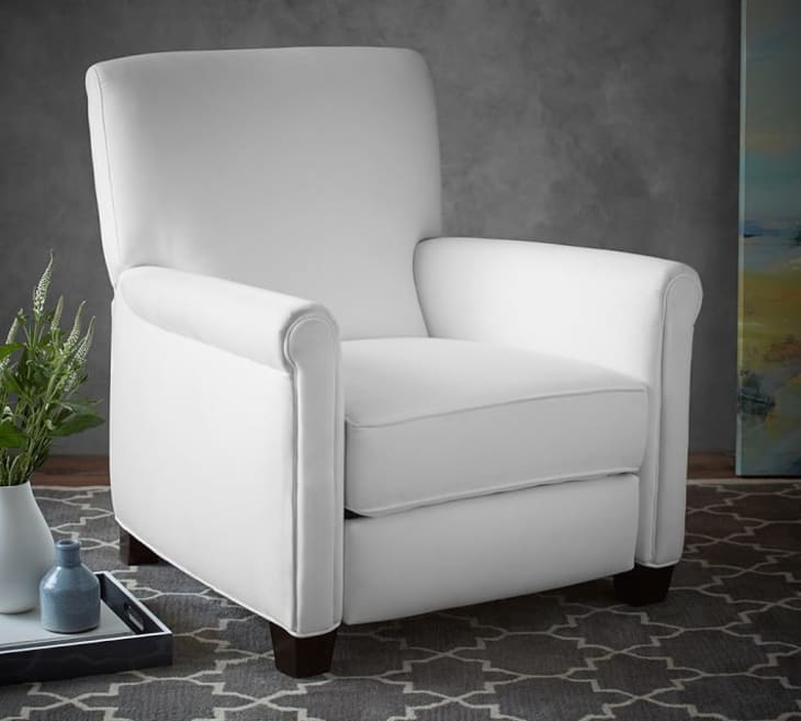 10 Stylish Recliner Chairs - Modern & Comfortable Recliners | Apartment ...
