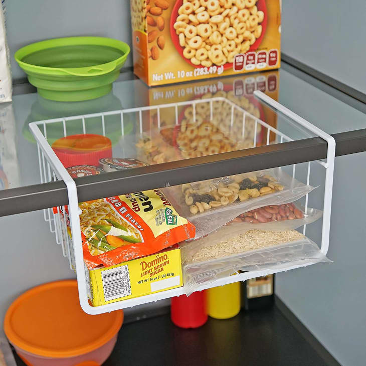 How to Use Wire Shelves and Baskets to Organize Kitchen Cabinets ...