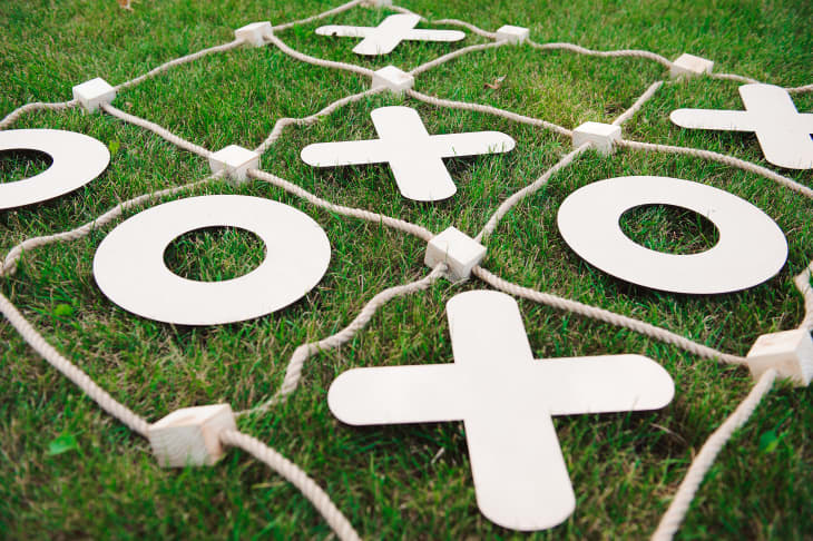 6 Easy Group Games to Play Outside | Apartment Therapy