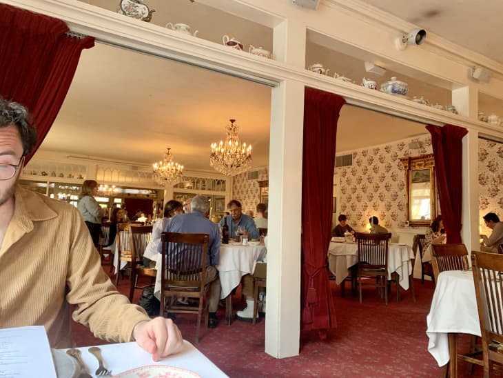 Why a Classic Inn Is the Perfect Weekend Travel Plan | Apartment Therapy