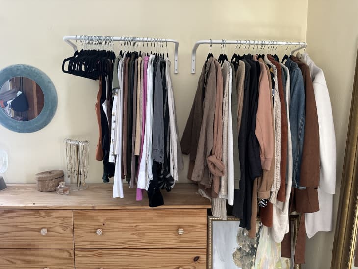 The "5 Outfit" Rule That Solved My Nothing to Wear Problem | Apartment ...