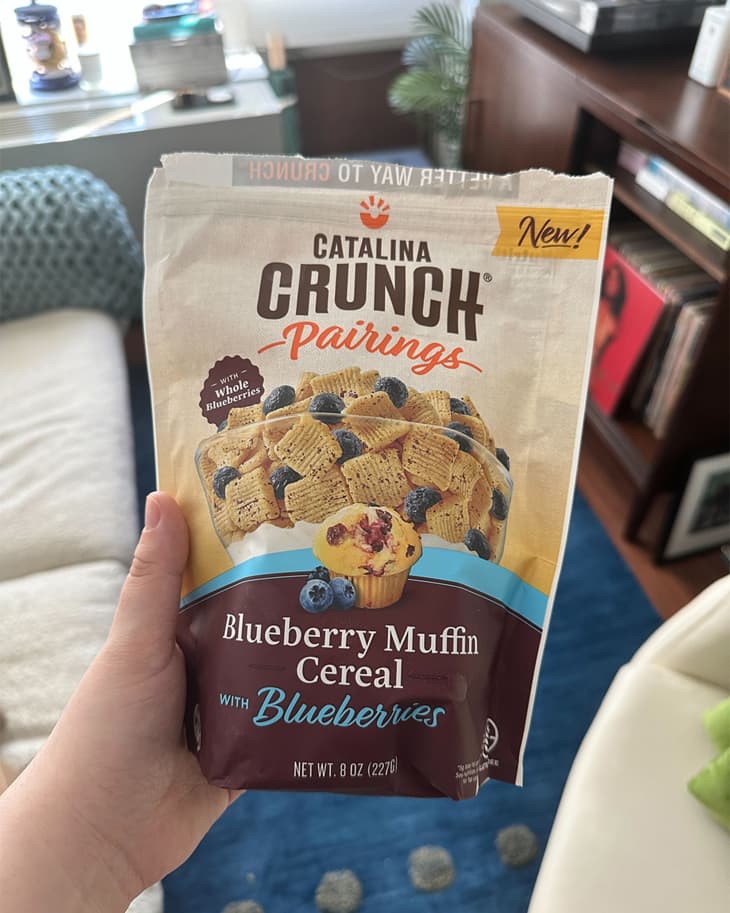 Catalina Crunch Pairings Blueberry Muffin Cereal Review: I Tried It ...