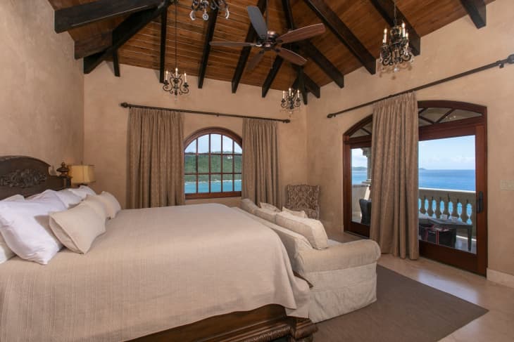 I Spent 3 Nights in One of Vrbo’s Vacation Homes of the Year 2024 ...