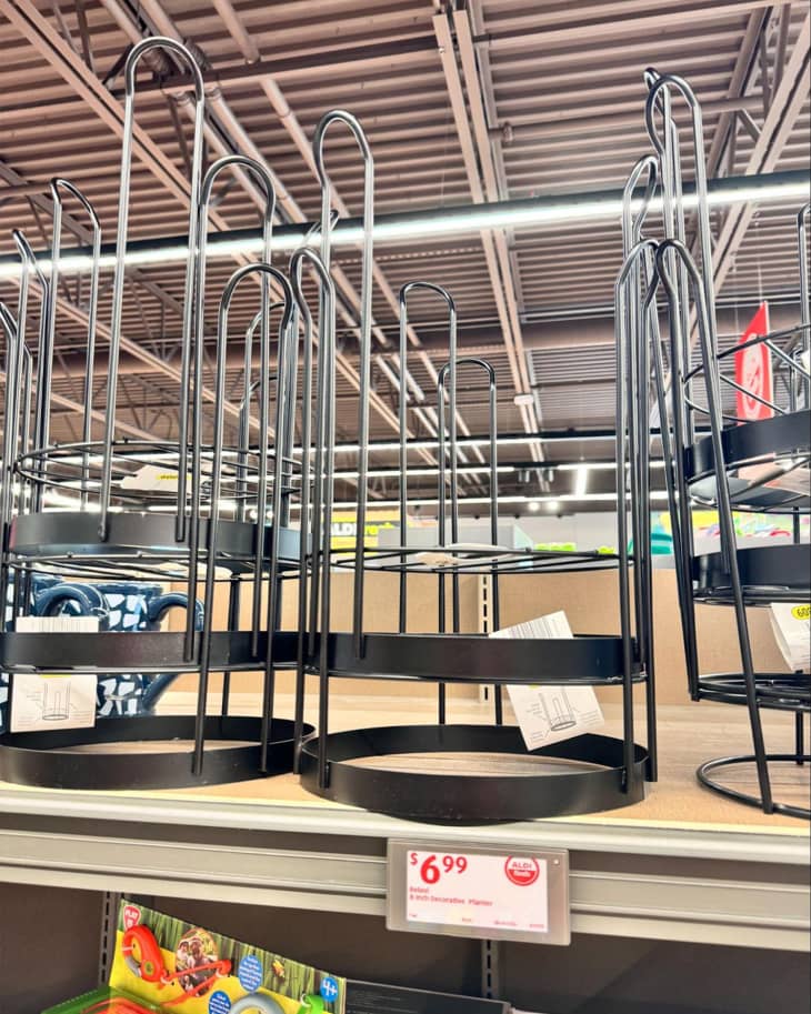 Aldi’s $7 Belavi Plant Stand Is a Summer Must-Have | Apartment Therapy