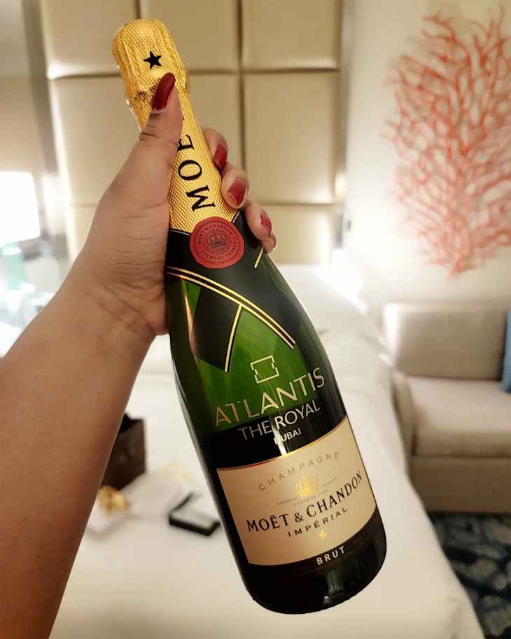 I Learned the Parisian “Champagne” Method for Living Well | Apartment ...