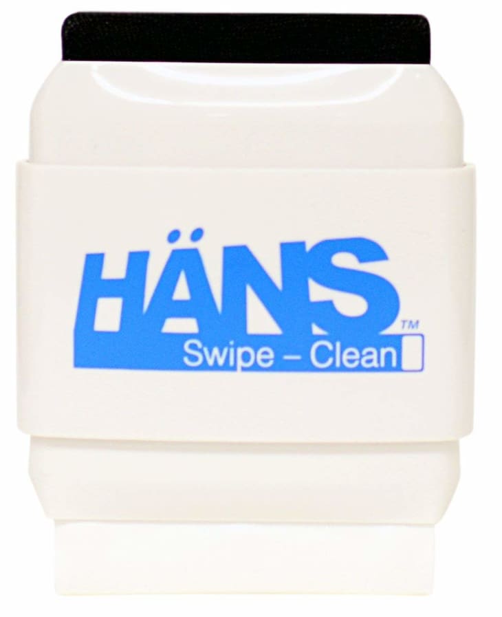 HÄNS Swipe – Clean Screen Cleaner | Apartment Therapy