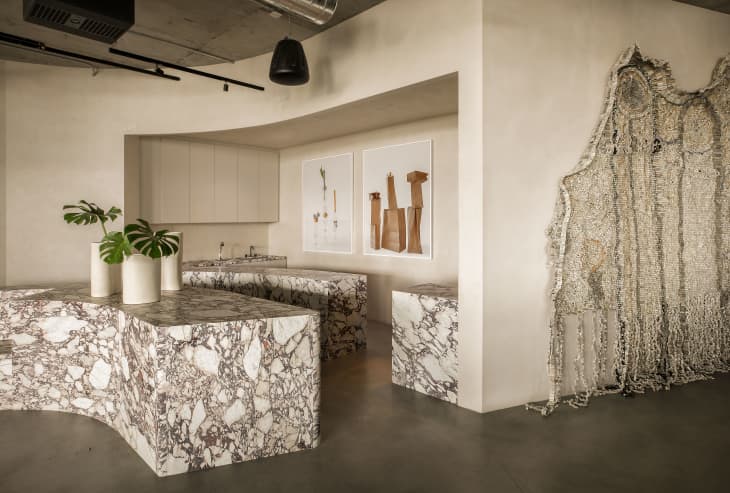 Peek Inside Jay-Z’s Los Angeles Office Space | Apartment Therapy