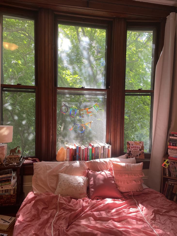 When I Moved to a New City, I Found My Queer Community Through Shared ...