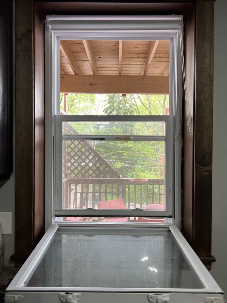 How to Clean Windows in 8 Steps | Apartment Therapy