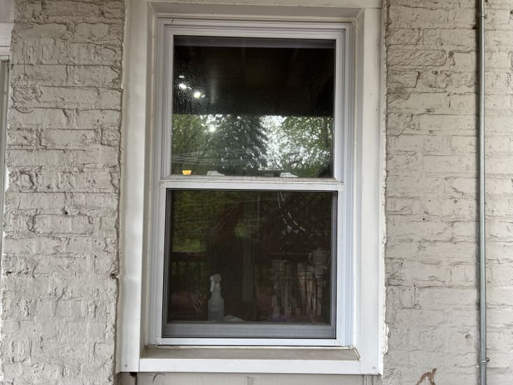 How to Clean Windows in 8 Steps | Apartment Therapy