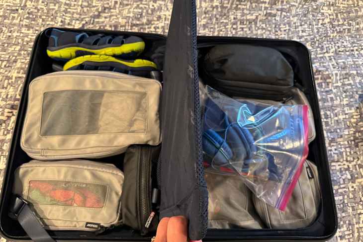 A Pro Organizer’s Packing Tips for Carry-On Bag | Apartment Therapy