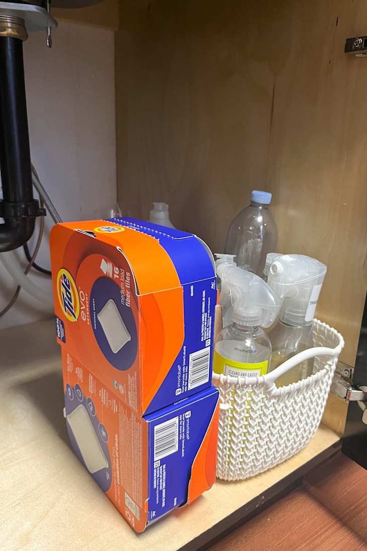 Tide evo Laundry Detergent Tile Review with Photos | Apartment Therapy