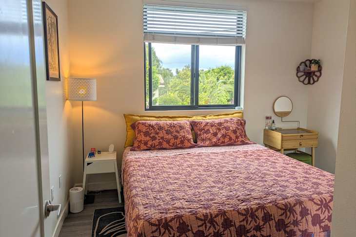I Don't Need to Wash My Sheets Weekly Thanks to This Trick | Apartment ...