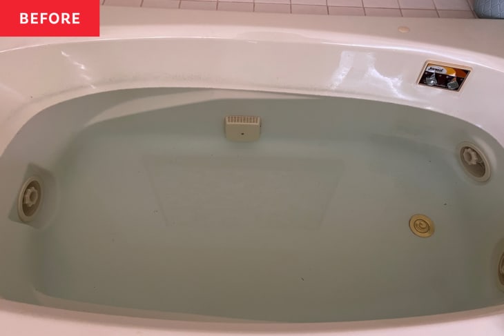 Oh Yuk Jetted Tub Cleaner Review — with Photos | Apartment Therapy