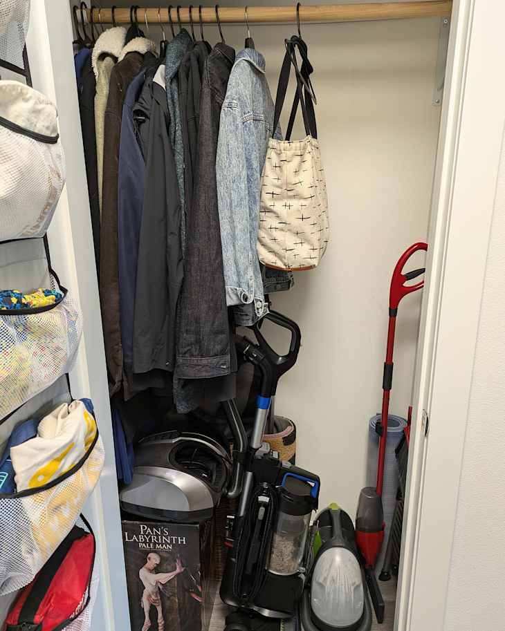 A Pro Organized Helped Me Organize My “Chaotic” Closet | Apartment Therapy